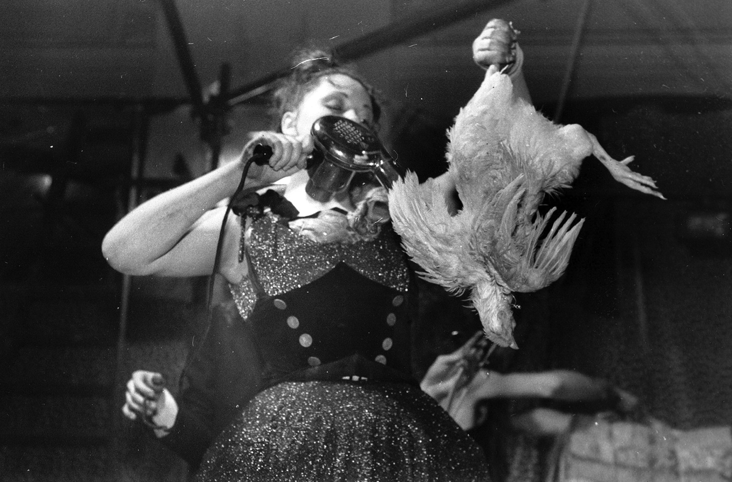 Sara Blaylock, Parallel Public: Experimental Art in Late East Germany ...